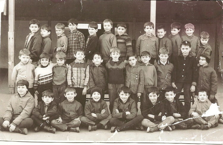 Photo de classe Primaire de 1968, ECOLE PIERRE COULON - Copains d'avant