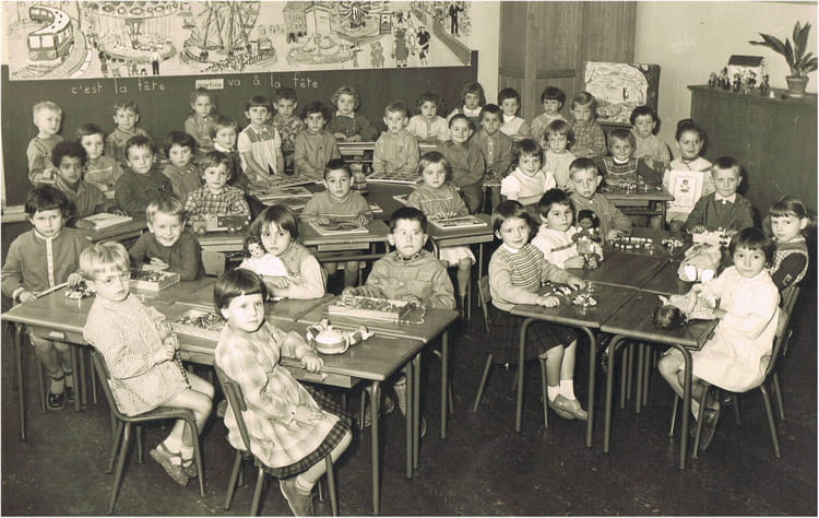 Photo de classe Petite maternelle de 1960, CALMETTE - Copains d'avant