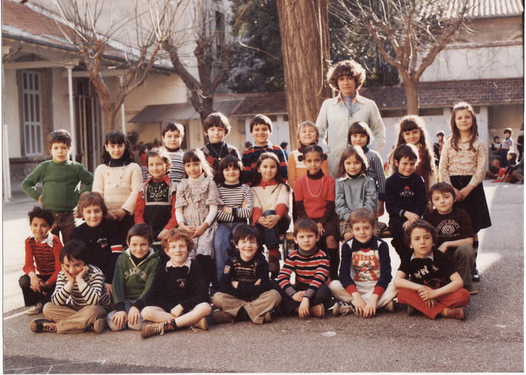 Photo de classe Classe ce1 de 1976, Buisson Bertrand - Copains d'avant