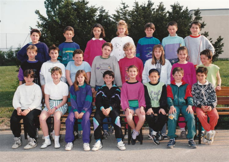 Photo de classe 6ème 3 de 1991, Collège Emile Malfroy - Copains d'avant