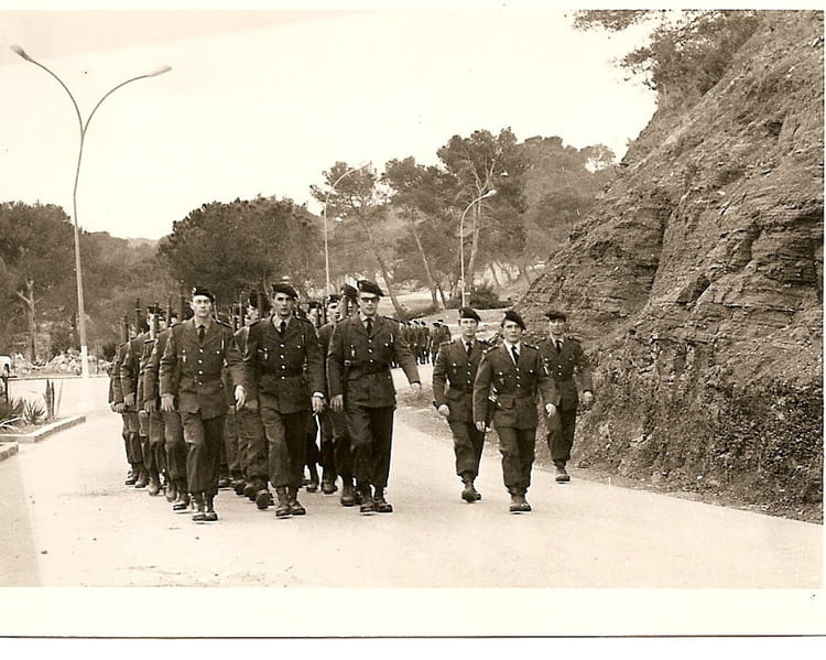 Photo de classe Défilé de 1967, 7 ème Rima - Copains d'avant