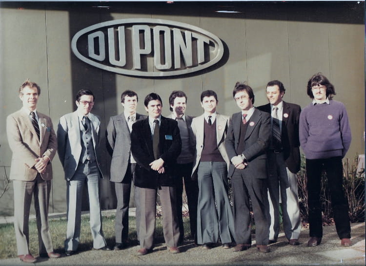 Photo de classe Aux Ulis Sorvall Training de 1983, DUPONT DE NEMOURS ...