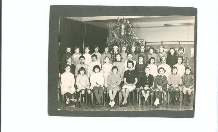 Photo de classe CLOCHARD de 1964, ECOLE FERDINAND BUISSON - Copains d'avant