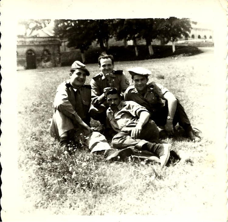 Photo de classe Intendance Militaire de 1964, Intendance Militaire ...