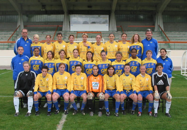 Photo de classe USCCO 2003-2004 de 2003, USCCO - Copains d'avant