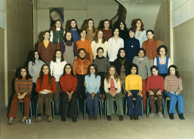 Photo de classe 4ème M1 de 1971, Lycée Victor Hugo - Copains d'avant