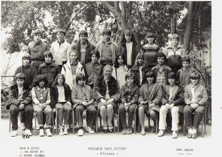 Photo de classe 4eme 6 80-81 de 1980, Collège Paul Riquet - Copains d'avant