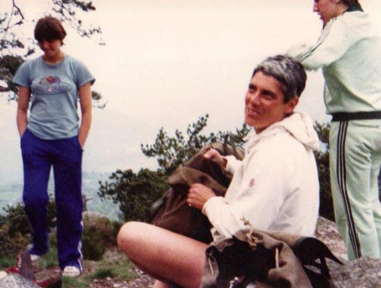 Photo de classe CAP Coiffure 2eme année de 1981, Lycée Professionnel Saint-vincent De Paul ...