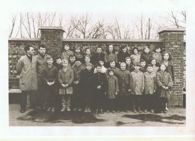 Photo de classe école le hamel de 1962, Ecole De Villers Bretonneux (Le ...