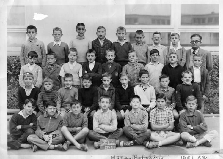 Photo de classe CM 2 Instit Mr Albrecht de 1961, Ecole Bellecroix (Metz ...
