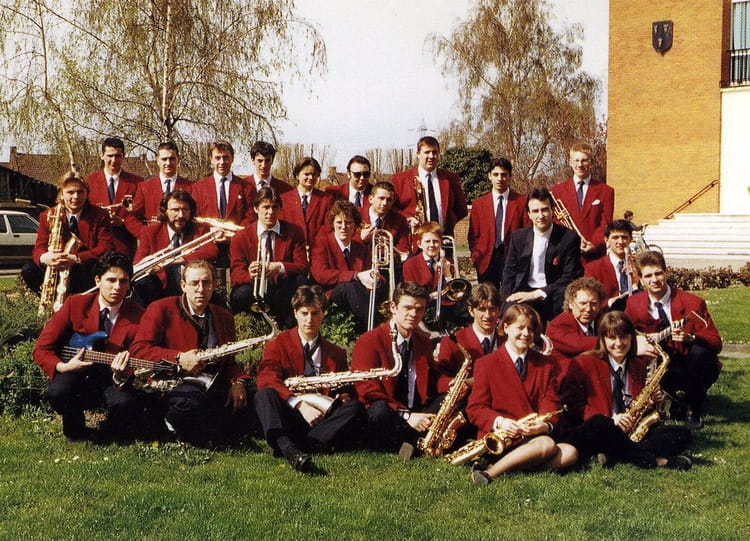 Photo de classe Orchestre de Jazz de Sin-le-Noble de 1993, ECOLE DE ...