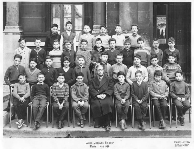 Photo de classe 6ème de 1958, Lycée Jacques Decour - Copains d'avant