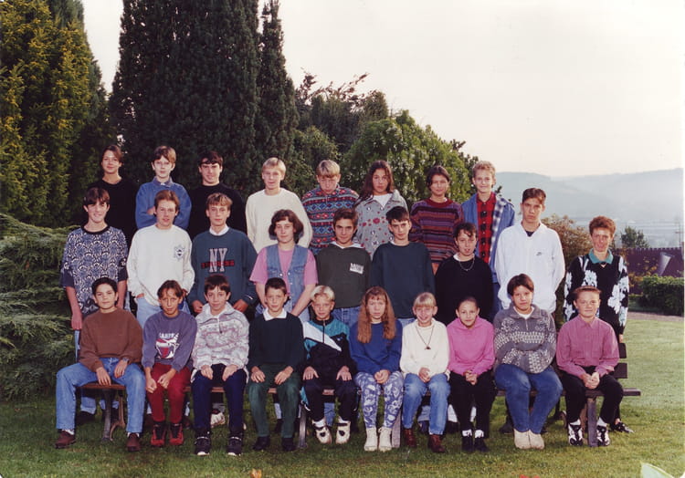 Photo de classe 4ème de 1995, Collège Saint-adjutor - Copains d'avant