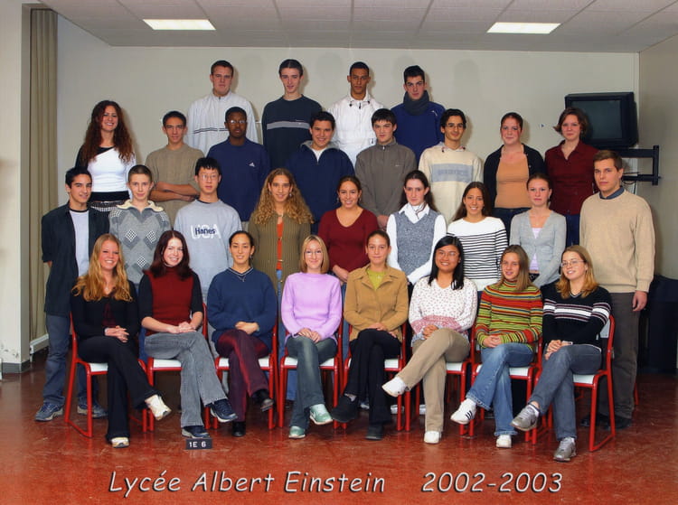 Photo de classe 1ère S 6 de 2002, Lycée Albert Einstein - Copains d'avant