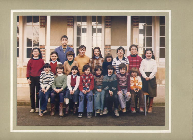 Photo de classe Ecole de courgis de 1981, Ecole Nicolas Droin (Courgis ...