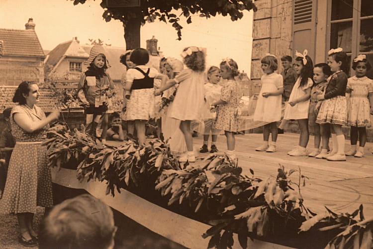 Photo de classe Ce de 1953, école Langevin Vallon - Copains d'avant