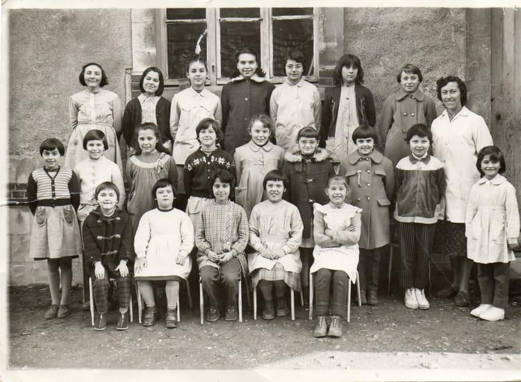 Photo de classe Ecole privee st aubin de limay 78 de 1958, CEG ...