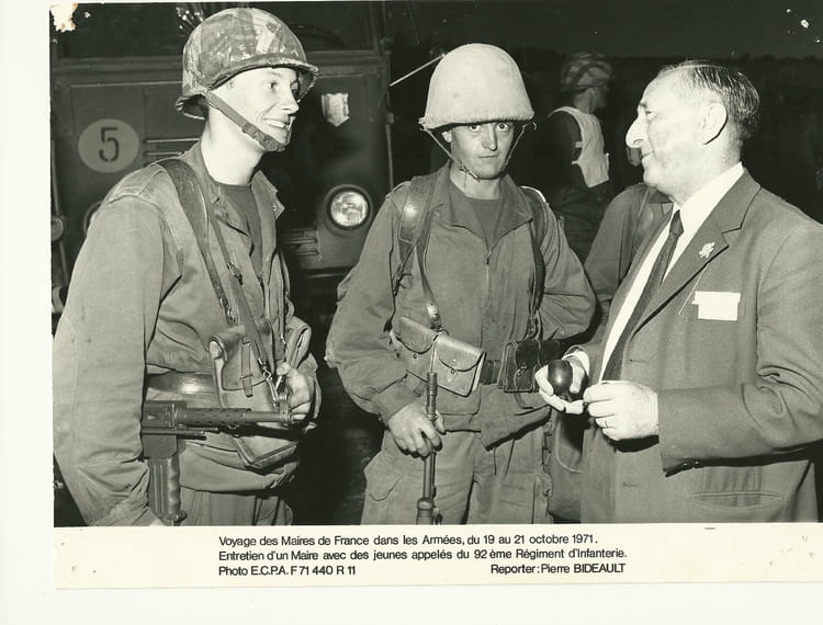 Photo de classe 3em companie la courtine de 1971, 92°ri - Copains d'avant