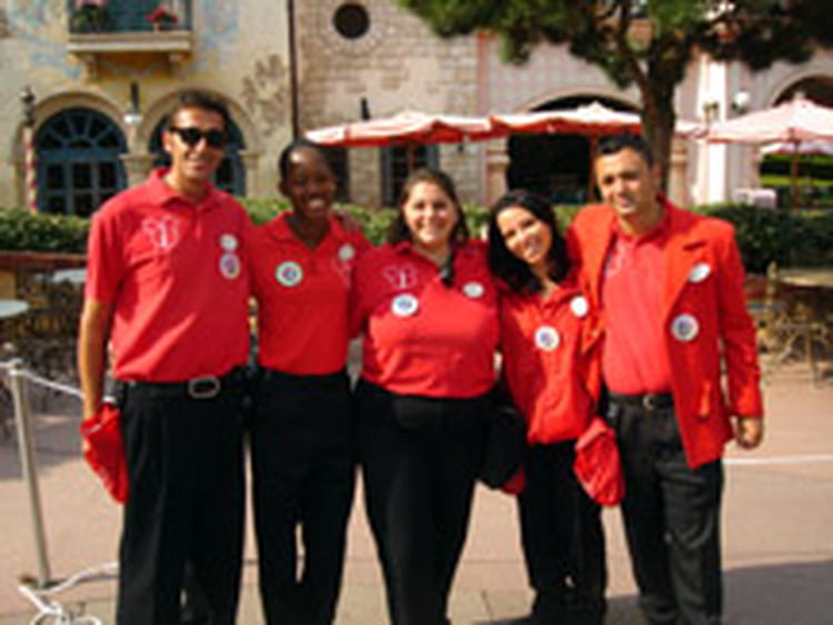 Photo de classe Guest flow team de 2009, Disneyland Paris - Copains d'avant
