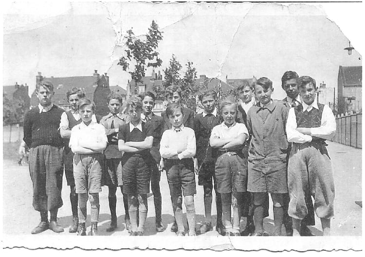 Photo de classe CP Victor Hugo à Marcq en baroeul de 1939, ECOLE VICTOR ...