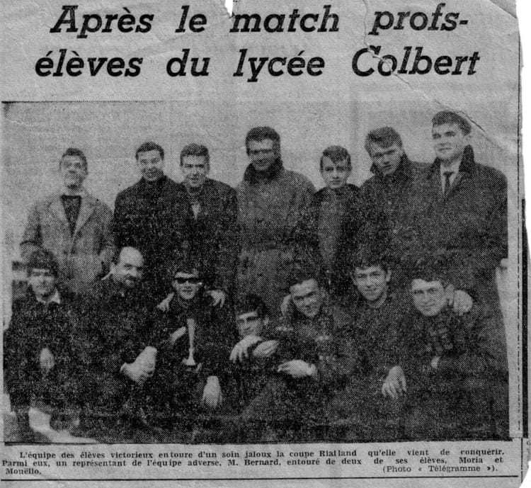 Photo de classe Equipe élèves de 1964, Lycée Colbert - Copains d'avant