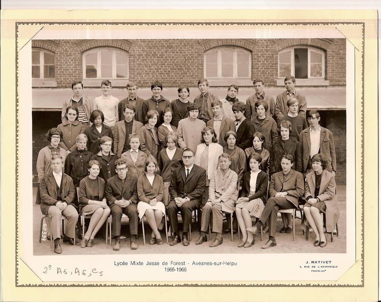 Photo de classe 2°A5,A6,C5 de 1966, Lycée Jessé De Forest - Copains d'avant