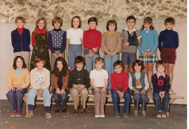 Photo de classe CM1 CM2 de 1977, Ecole Du Champ Blanc (Lieuran Les ...