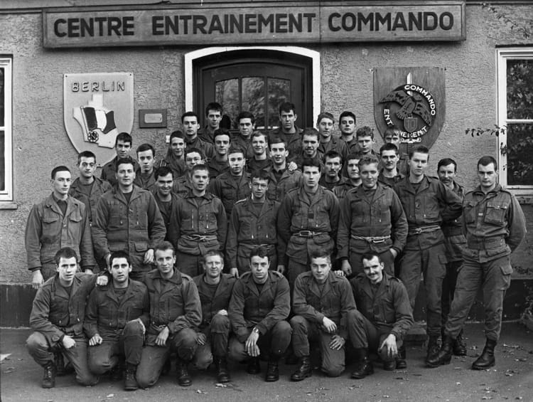 Photo de classe Stage commando 84/02 de 1984, 46 Ri - Copains d'avant