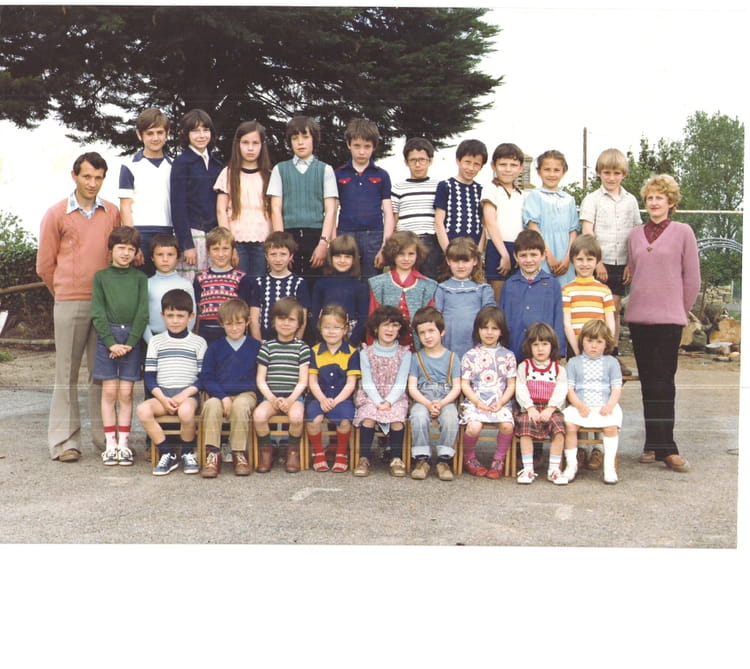 Photo de classe LE SABLEAU de 1980, Ecole Jules Ferry (Chaille Les ...