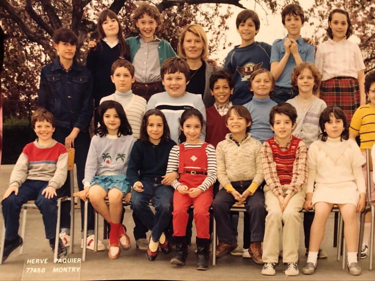 Photo de classe Ce2 Madame Aimini de 1982, ECOLE LE VAU - Copains d'avant