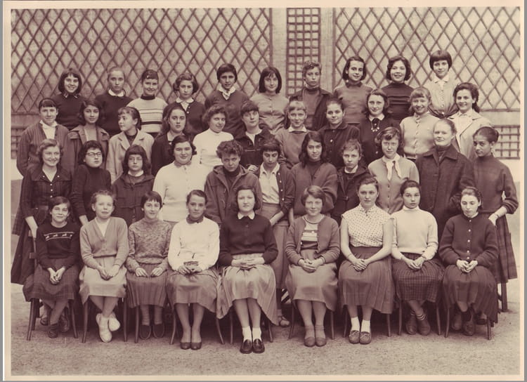 Photo de classe 4eB3 de 1956, Lycée Fénelon - Copains d'avant