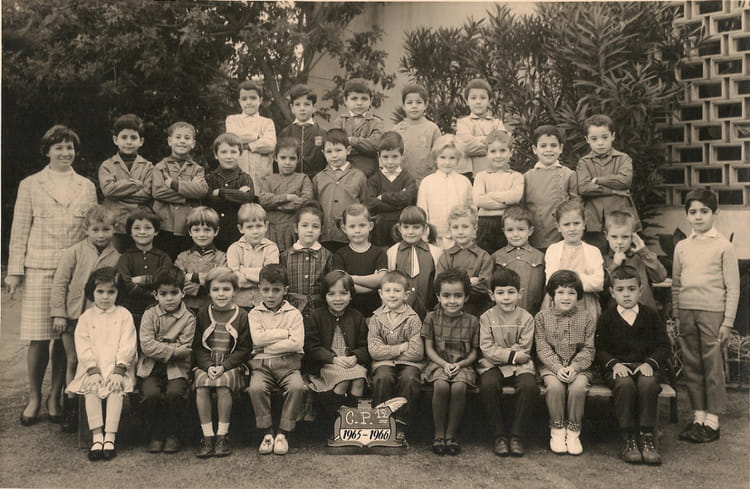 Photo de classe CP 65-66 de 1970, ALBERT CAMUS - Copains d'avant
