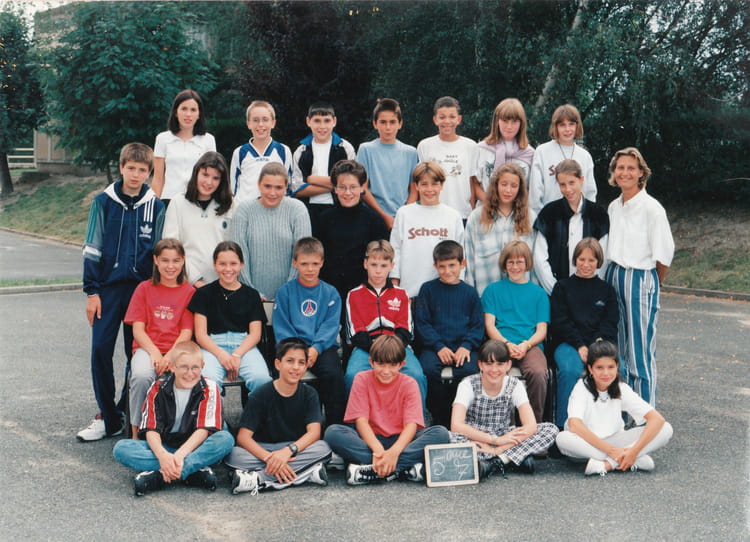 Photo de classe 5eme7 de 1997, LES FONTAINETTES - Copains d'avant