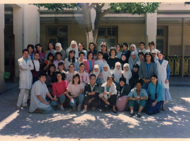 Photo de classe 3ASSN1 de 1988, LYCEE OURIDA MEDDAD - Copains d'avant