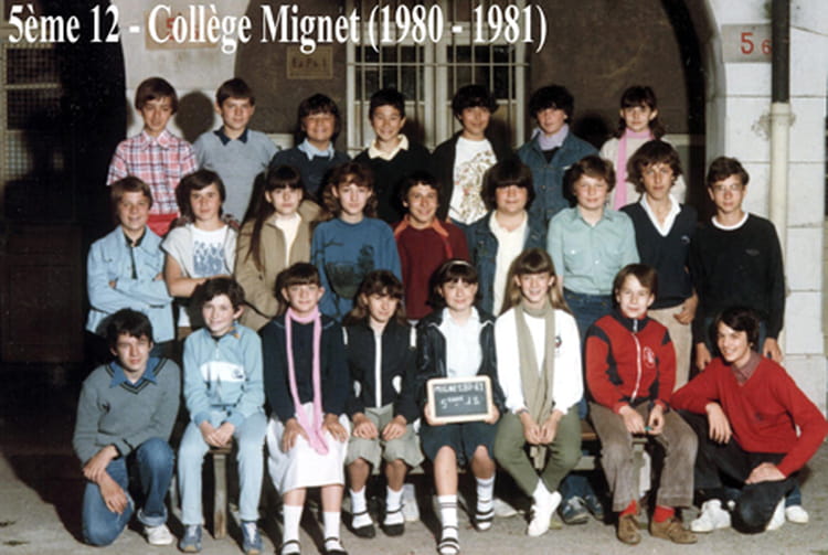 Photo de classe 5ème 12 de 1981, Collège Mignet - Copains d'avant