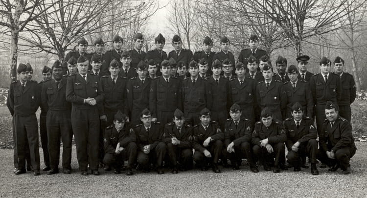 Photo de classe Promotion 67/23 de 1967, Ba 725 - Ge 309 - Copains d'avant