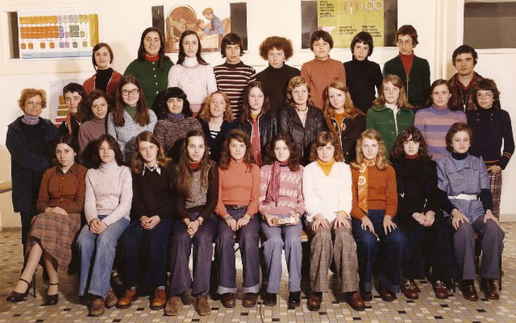 Photo de classe Collège La Neustrie de 1974, Collège La Neustrie ...
