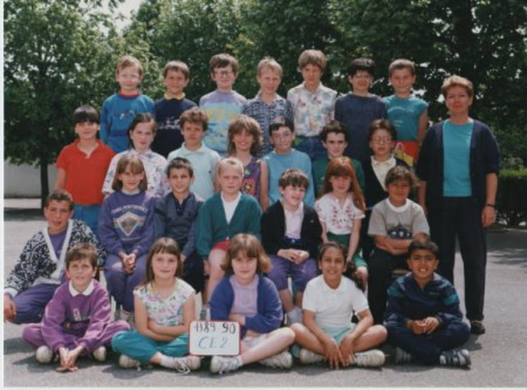 Photo de classe CE2 de 1989, école Gambetta - Copains d'avant