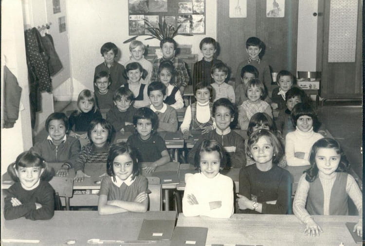 Photo de classe CE1 de 1972, ECOLE CHANTEGRILLET - Copains d'avant