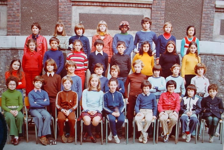 Photo de classe 6èmè6 de 1974, Collège Carnot - Copains d'avant