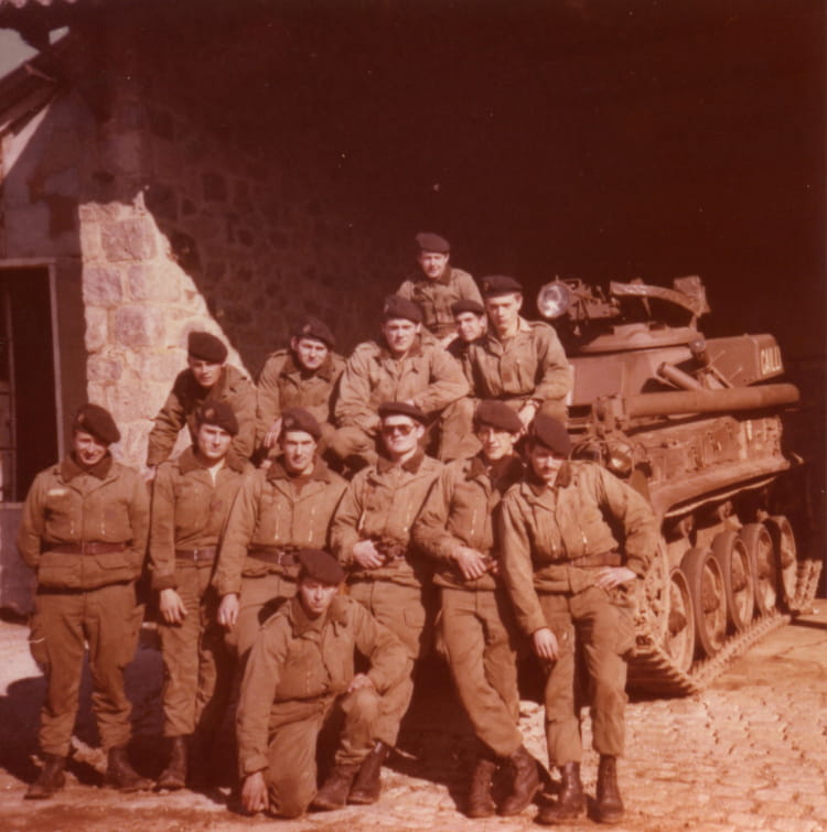 Photo de classe 71 RG de 1975, 71 ème Rg - Copains d'avant