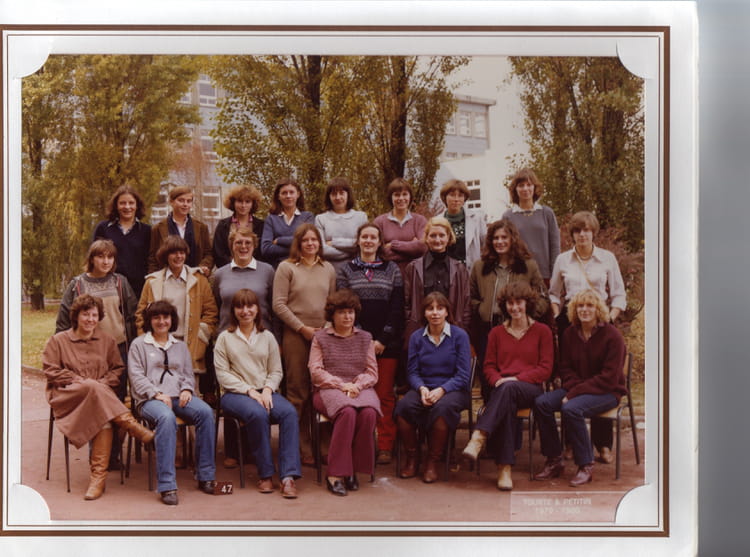 Photo de classe BTS Secrétariat de Direction de 1978, Lycée Gaston ...