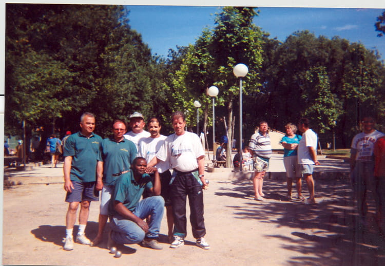 Photo de classe Finale PETANQUE ASRPS Cogolin (1996) de 1996, ASRPS ...