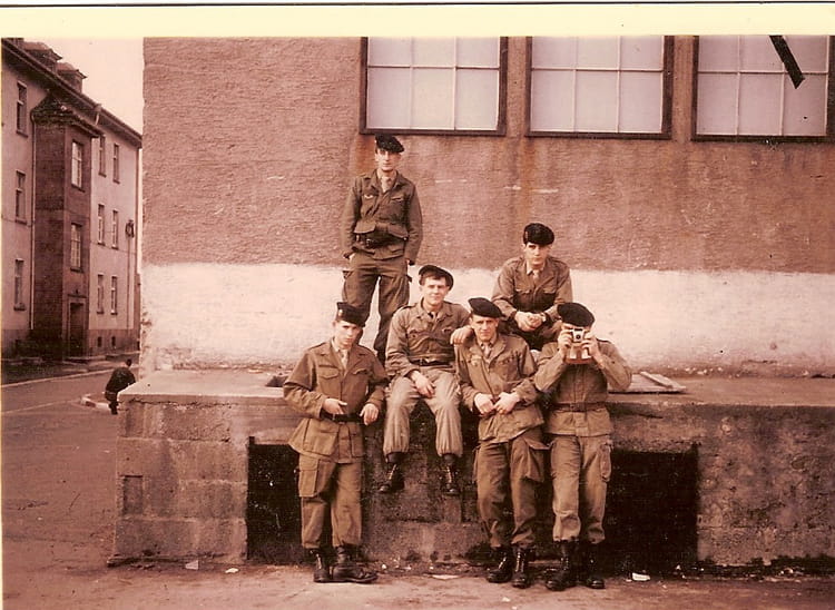 Photo de classe Corvée de poubelles de 1969, 34 Ra - Copains d'avant