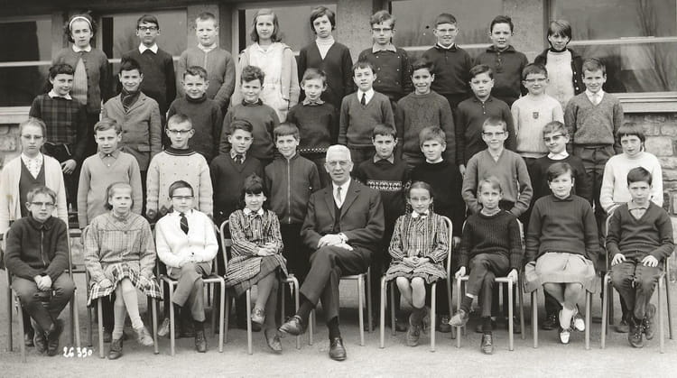 Photo de classe 1965-1966 - Amiens - Cité Scolaire - 6ième A1 de 1966 ...