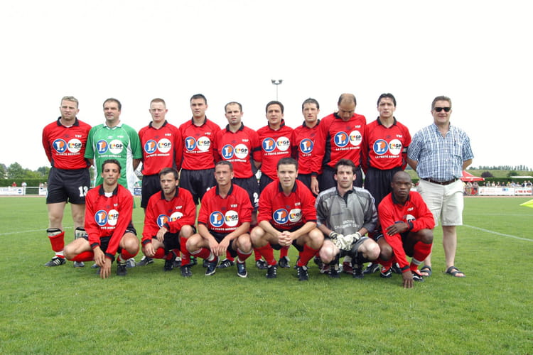 Photo de classe BARRAGE VSF - QUIMPER de 2003, Vsf Football - Copains d ...