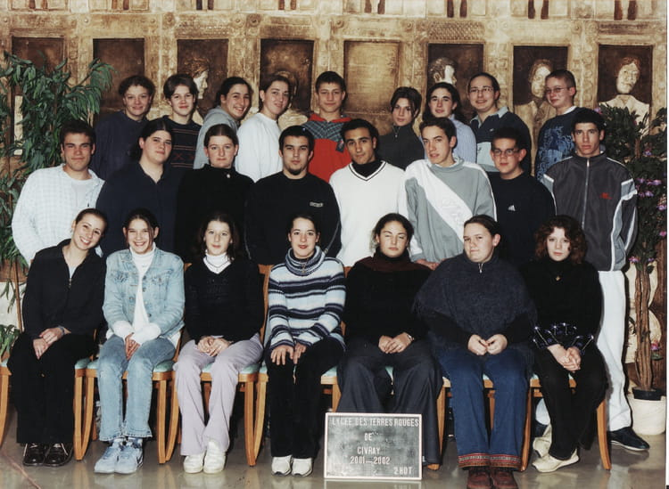Photo de classe 2 nd hotellerie restauration de 2001, Lycée ...