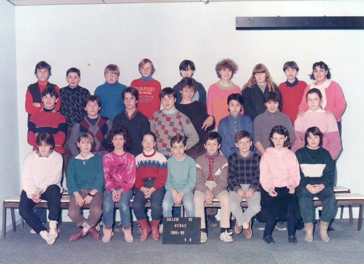 Photo de classe 5°B de 1985, College De Verac - Copains d'avant Photo de classe 5°B de 1985, College De Verac - Copains d'avant