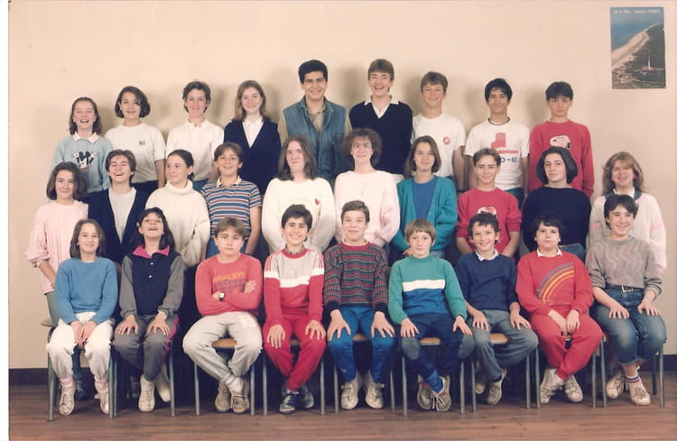 Photo de classe 4A 1984 1985 de 1984, Collège Emile Zola - Copains d'avant