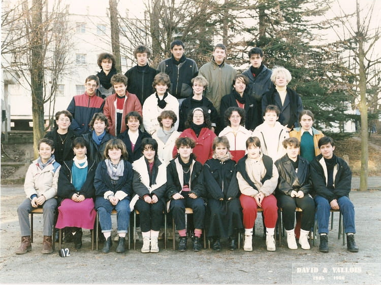 Photo de classe 2 IES 4 LYCEE P.CONSTANS MONTLUCON de 1985, Lycée D ...